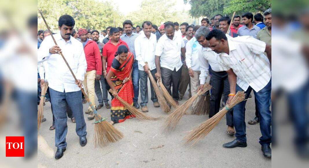 Civic workers give their heart and soul for Cleanest City tag | Mysuru ...