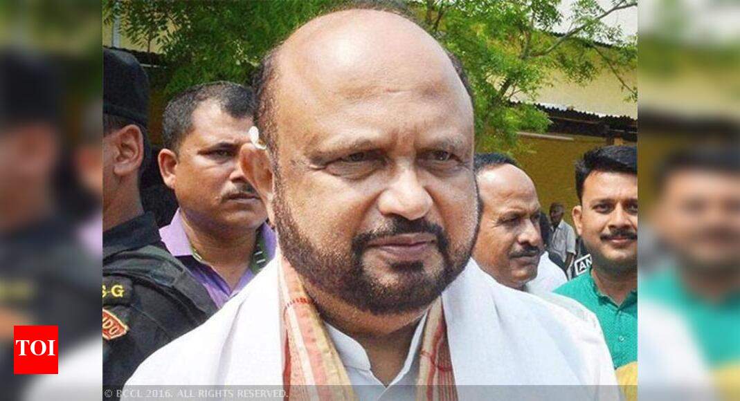 Prafulla Kumar Mahanta: Prafulla Kumar Mahanta no to 'D' voters in ...
