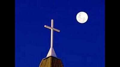 Malad church hosts open-air feast today | Mumbai News - Times of India