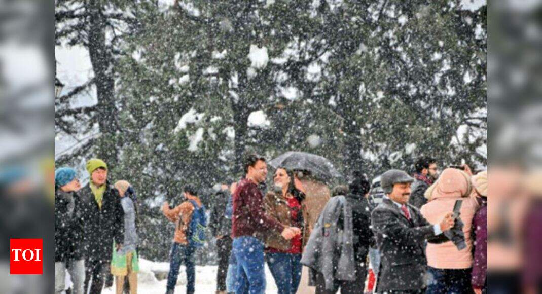 Authorities fail to handle snow sans equipment | Chandigarh News ...
