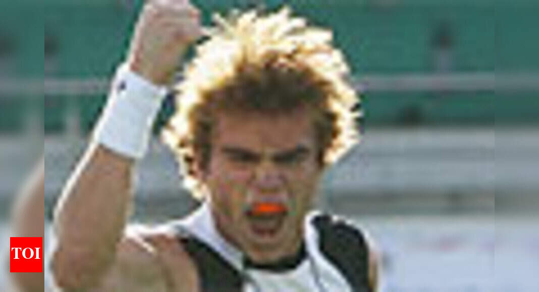 New Zealand Vs Korea: New Zealand stun Korea 2-1 to keep semifinal ...