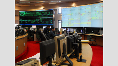 What's ailing Blue Line? Metro apologises, shares details | Delhi News ...