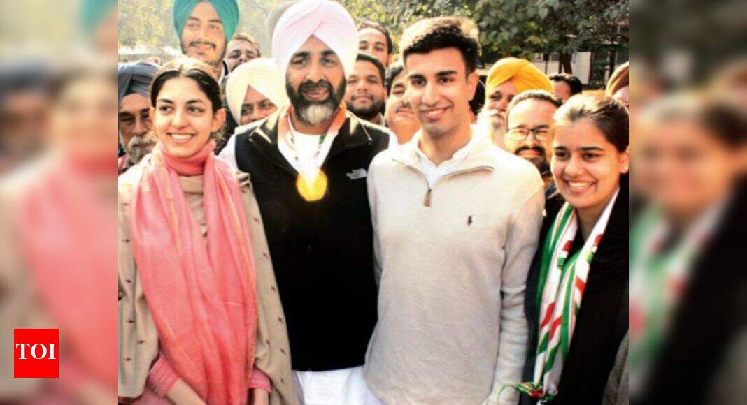 Manpreet Badal'S Campaign: 'Foreign hand' in Congress candidate ...
