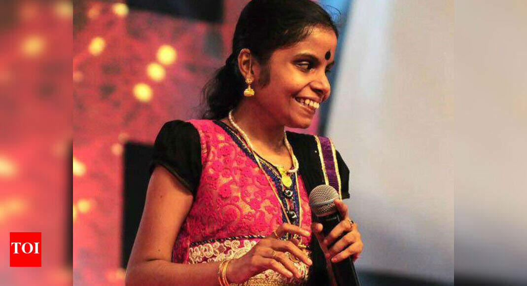 Singer Vaikom Vijayalakshmi to get her eyesight | Tamil Movie News ...