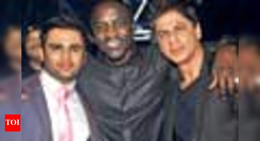 Akon rocks with SRK for IPL | Hindi Movie News - Times of India