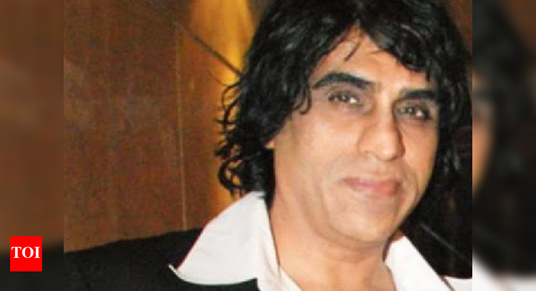 Karim Morani, producer of 'Chennai Express' accused of rape, blackmail ...