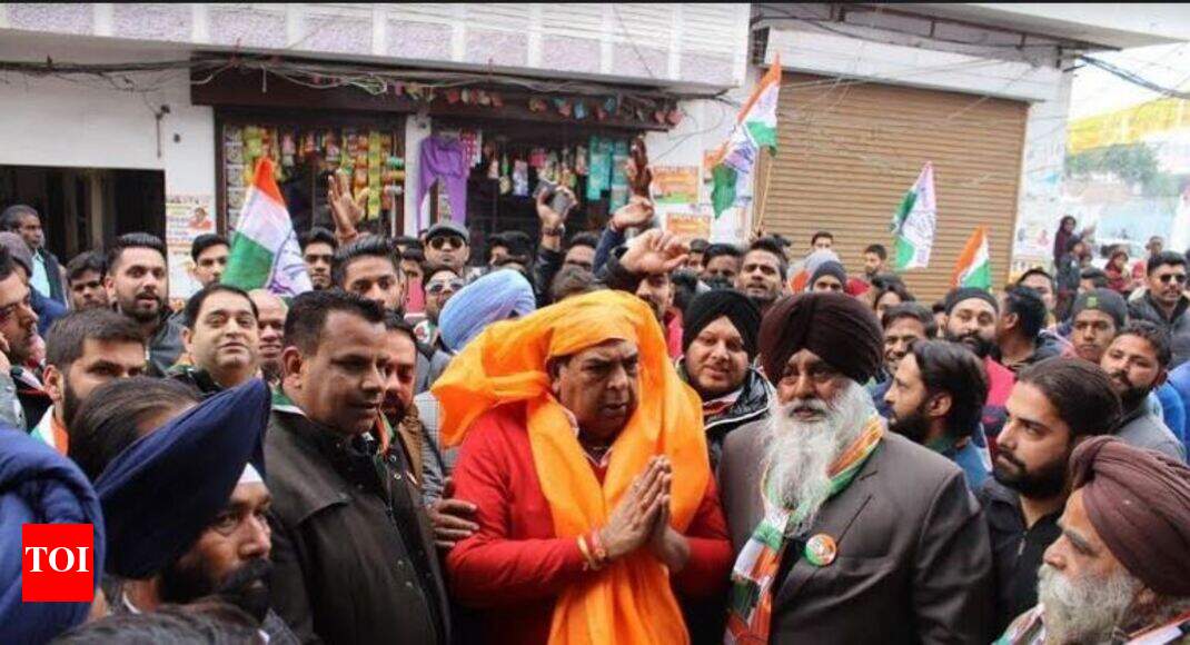 In a jolt to BJP, Gosain aide Neetu campaigns for Dawar | Punjab ...