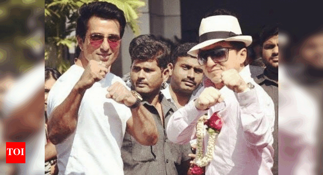 Pics: Jackie Chan arrives in India, gets a traditional welcome | Hindi ...