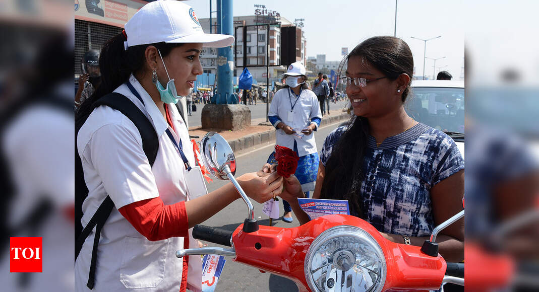 Cash Award To RTC Drivers: No-accident record: RTC drivers given cash ...