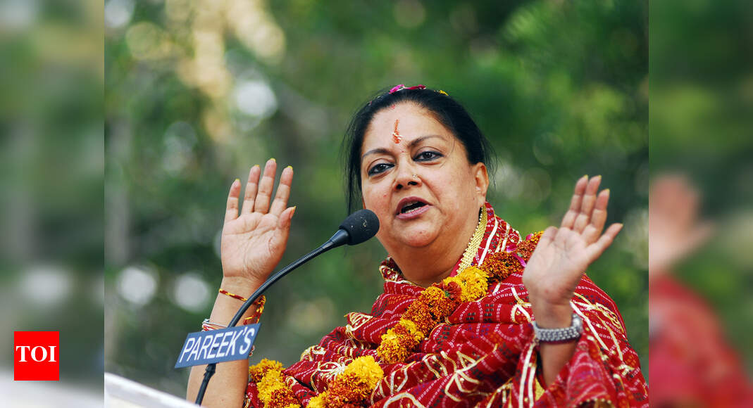 Vasundhara Raje: Vasundhara Raje in Jodhpur for R-Day celebration ...