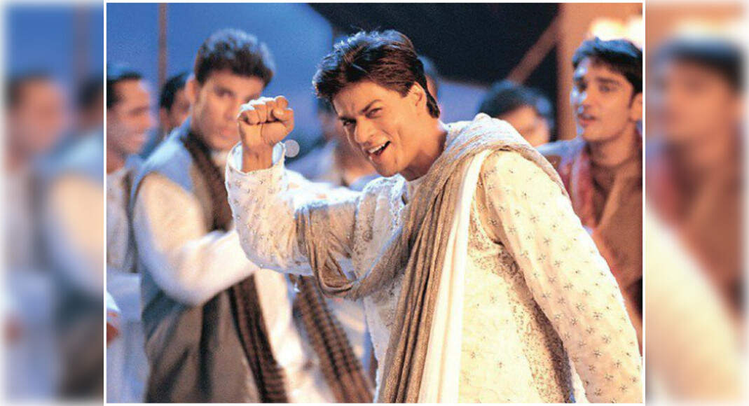 srk dancing: Shah Rukh Khan grooves with army jawans at Republic Day ...