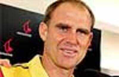 Gilly, Hayden square off as CSK take on Chargers | New Zealand in India ...
