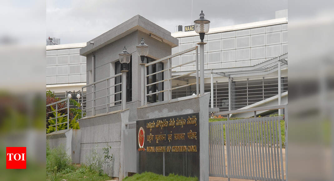 National Assessment and Accreditation Council team visits SP College ...