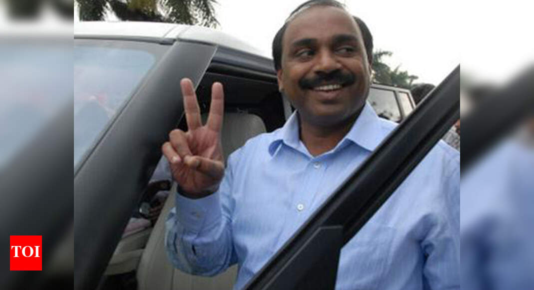 Gali Janardhana Reddy attends rally after 5 years | Bengaluru News ...