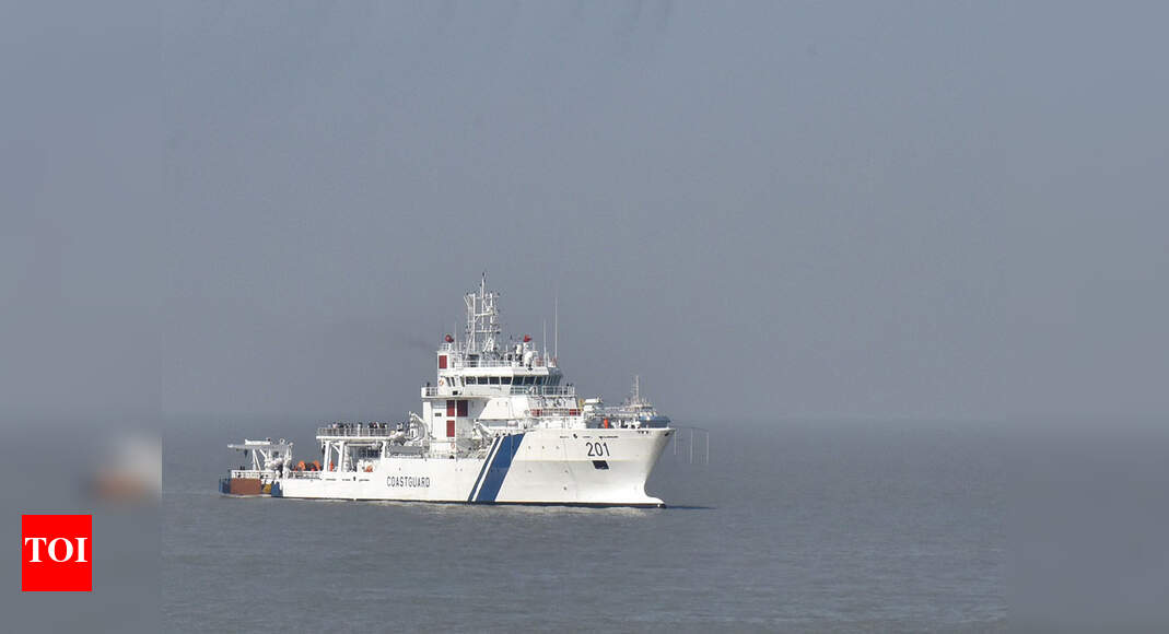 Special school kids visit ‘Sarathi’ | Kochi News - Times of India