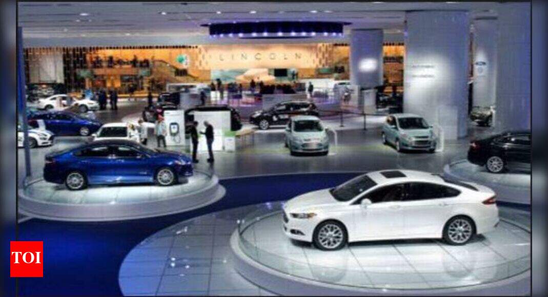 Auto expo sees Rs 25 crore business in four days | Surat News - The ...