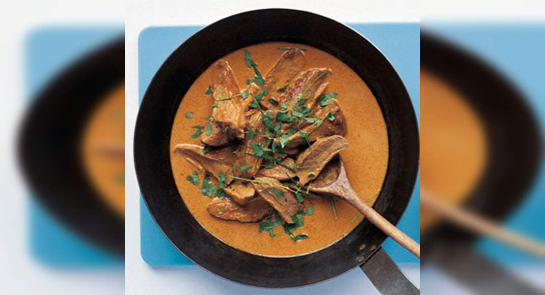 Roasted Duck in Thai Red Curry Recipe: How to Make Roasted Duck in Thai ...