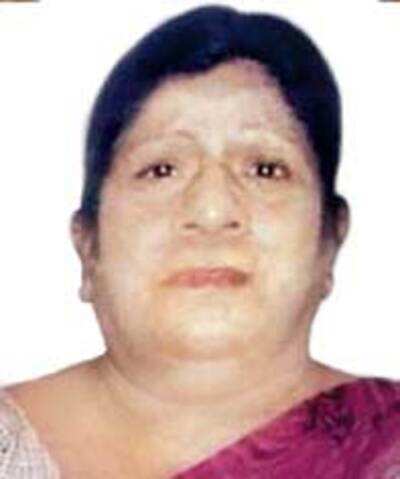 MRS. LATA AMAR MAKHIJA - Times of India