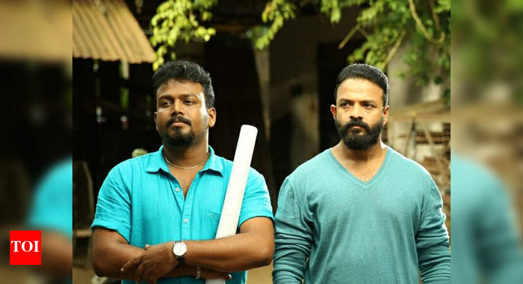 Fukri Movie review highlights: The comedy of the first half makes it a ...