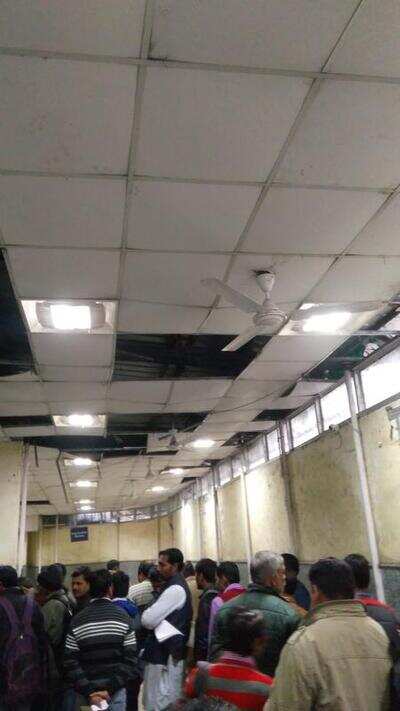 Shambolic state of Sheikh Sarai RTO - Times of India