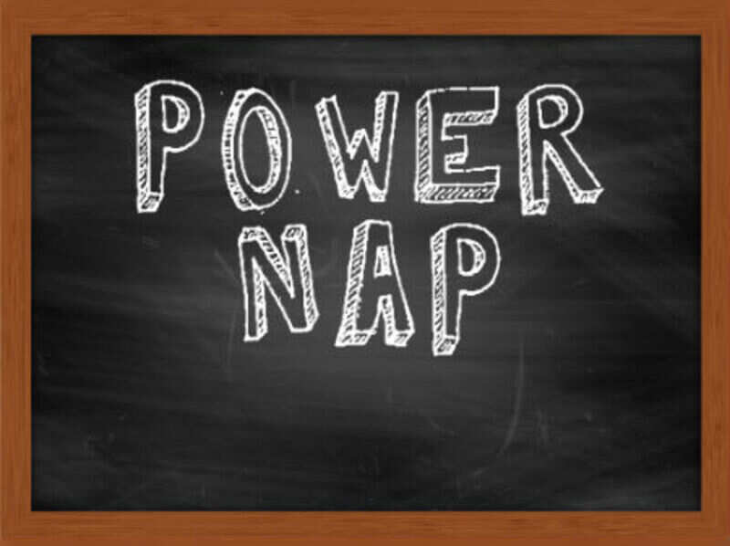 Power nap: Should you or should you not? - Times of India