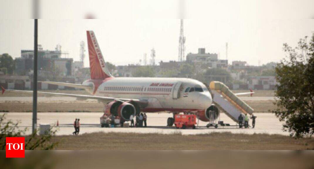 Close call for 122: Bird-hit plane lands in Jaipur | Jaipur News ...