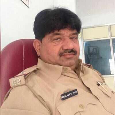 Millionaire cop withdraws bail plea from court | Surat News - Times of ...