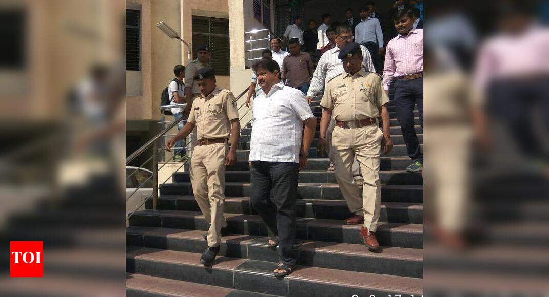 Millionaire cop Prakash Patil surrenders in court | Surat News - Times ...