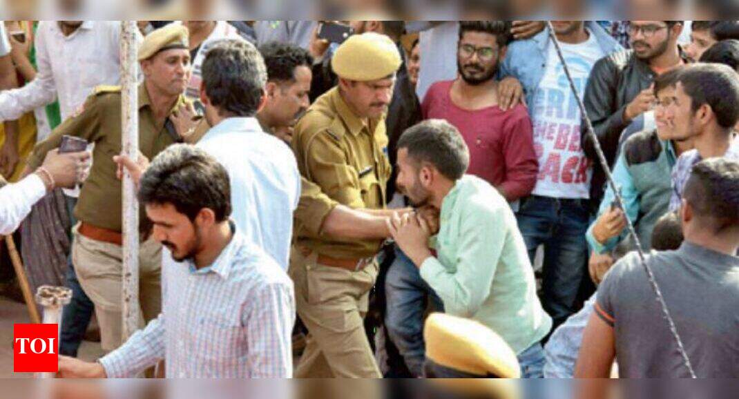 Rowdy students spoil inaugural event at Rajasthan University | Jaipur ...