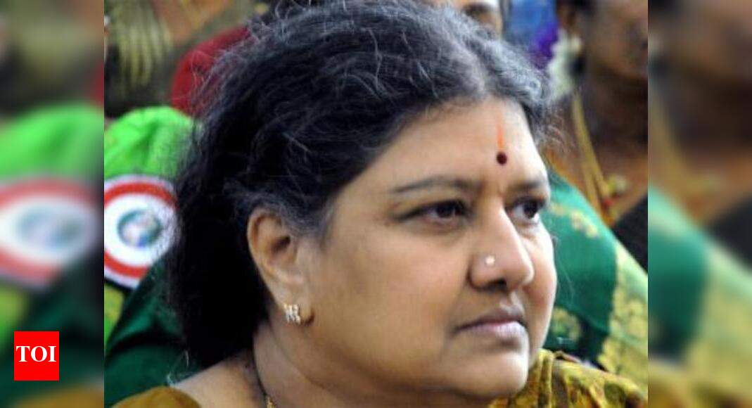 Sasikala: Sasikala holds talks with MLAs after Supreme Court verdict ...