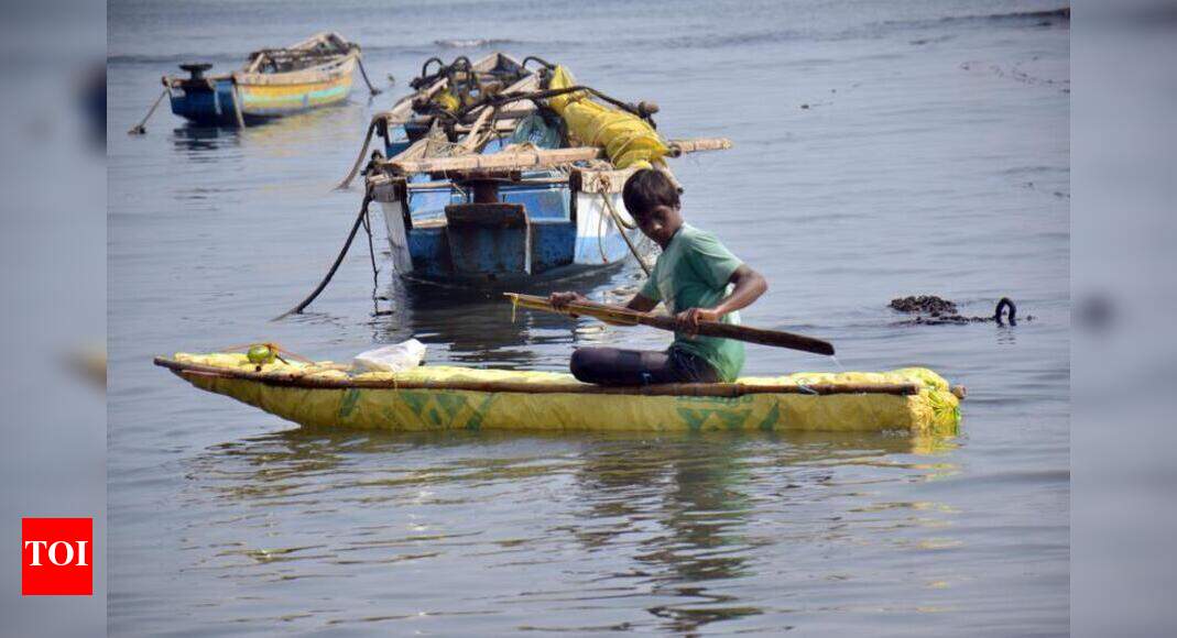 Children of fisherfolk make boats out of nothing at all | Visakhapatnam ...