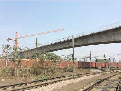 Lucknow Metro lays track on Mawaiya’s special span, claims it to be ...