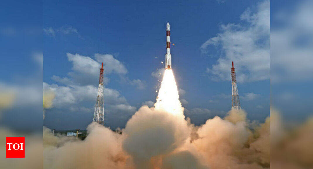 ISRO: WATCH: ISRO launches record 104 satellites in one go | India News ...