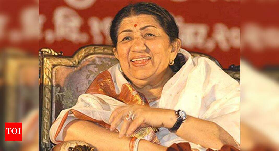 Lata Mangeshkar gets Legendary Award | Hindi Movie News - Times of India