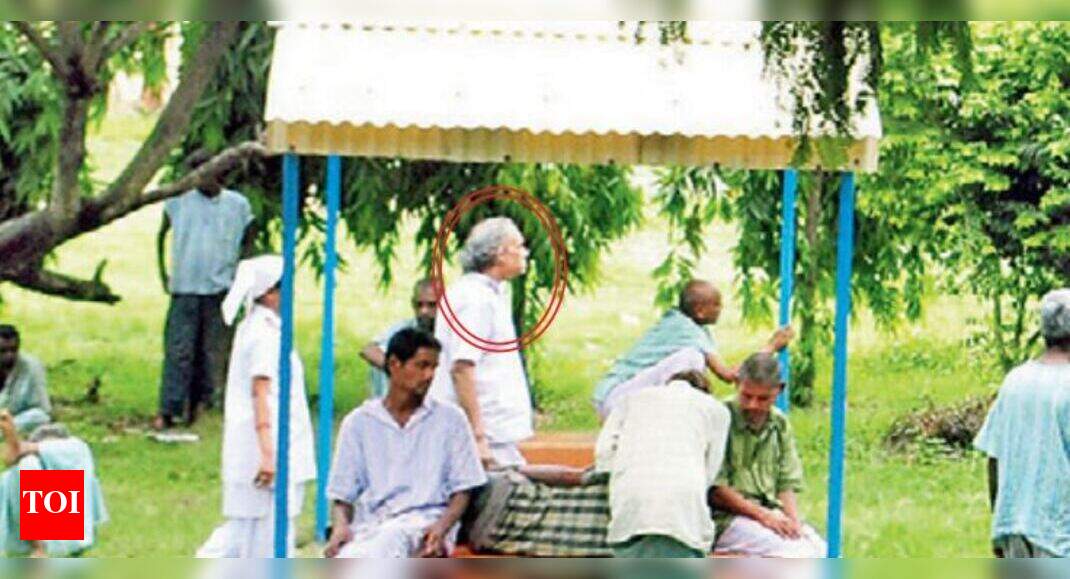 Partha De: Partha sought salvation through memoir he was scripting ...