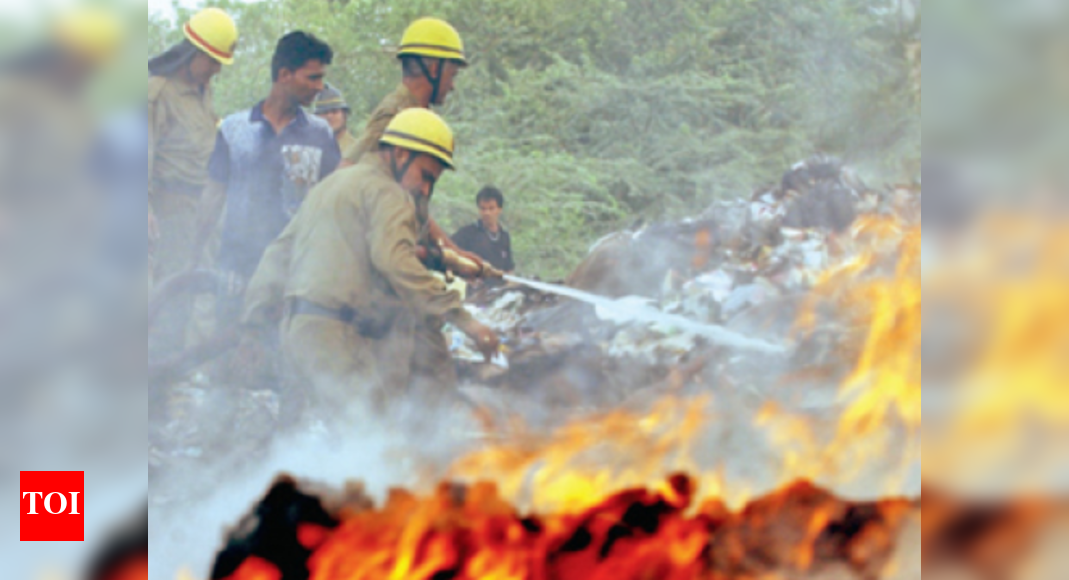 Infographic: Delhi's poorly-equipped firefighters | India News - Times ...