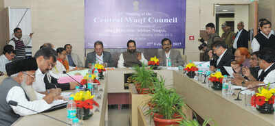 Waqf board records will be made digital, assures Naqvi - The Times of India