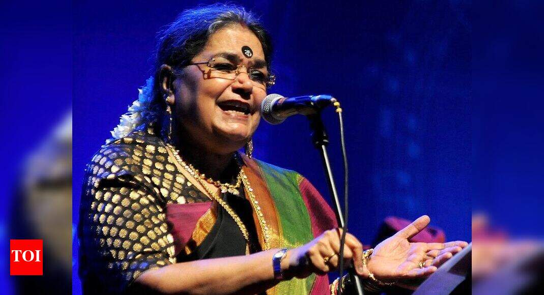 Singer Usha Uthup enthralls Berhampur | Bhubaneswar News - Times of India