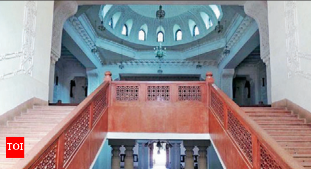 Osmania University: Qutub & Mughal blend in Osmania University granite ...