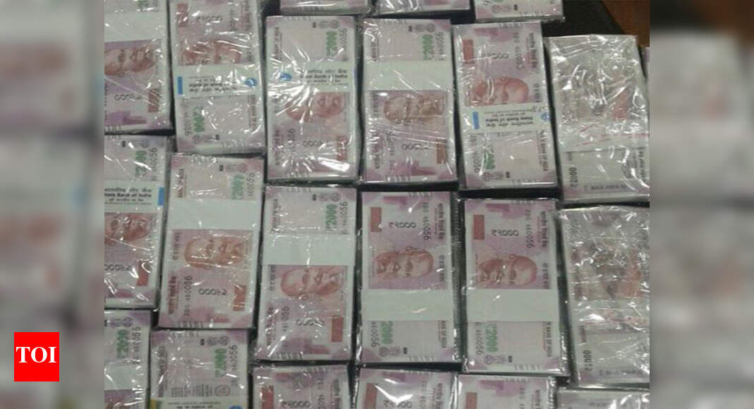 Post Demonetisation: Police seize Rs 2000 fake notes in south Kolkata ...