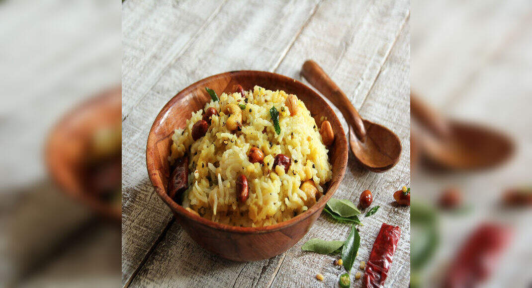 Khara Pongal Recipe: How to make Khara Pongal Recipe for Pongal at Home ...