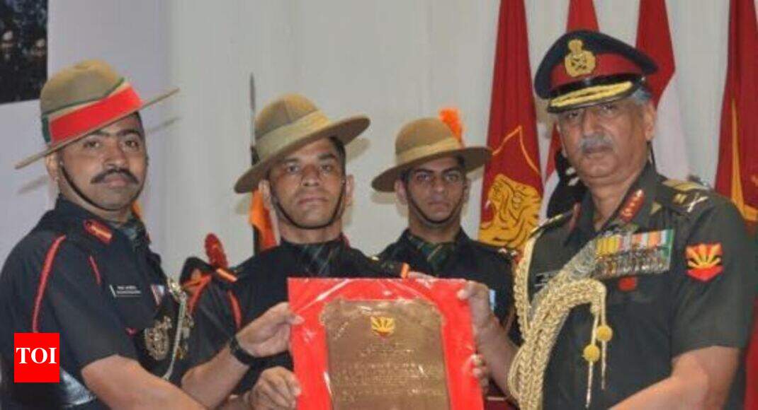 Vivekananda Road flyover action : 12 Garhwal Rifles felicitated for ...