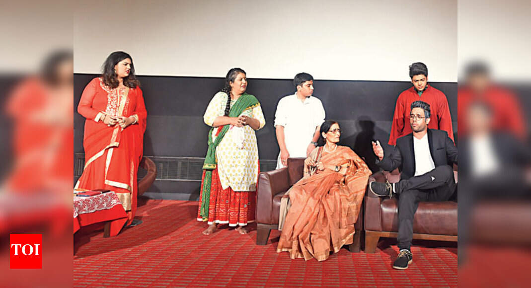 Now Showing: A Play inside Noida cinema hall! | Noida News - Times of India