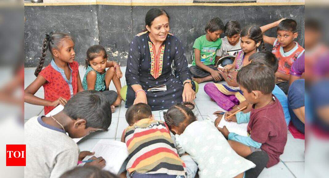 Beena Rao: SVNIT lecturer has taught 10k slum kids for free | Surat ...