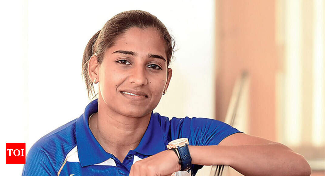 Hockey India: Ritu Rani comes out of retirement to join Indian hockey ...