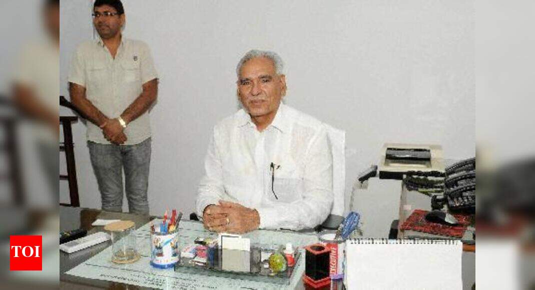 Service charges are discretionary, says minister - Times of India