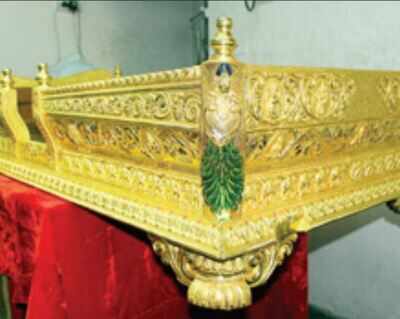 Mahalaxmi temple set to get gold palanquin | Kolhapur News - Times of India