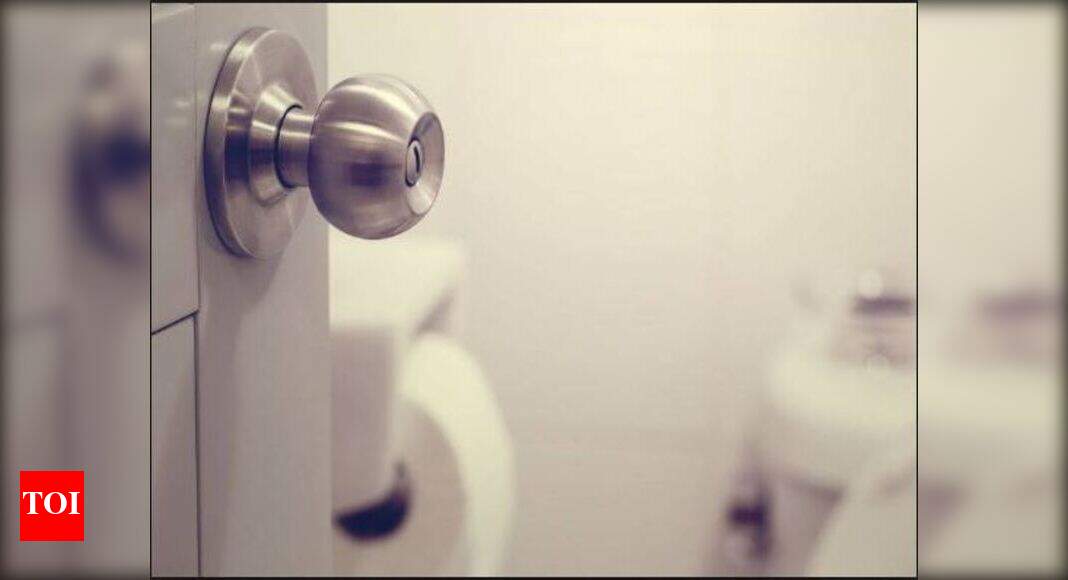 Toilet Paper Theft In China: Now, cameras installed in China's loos to ...