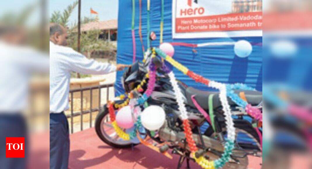 Hero MotoCorp Limited: 1st bike rolls out from Hero’s Halol plant ...