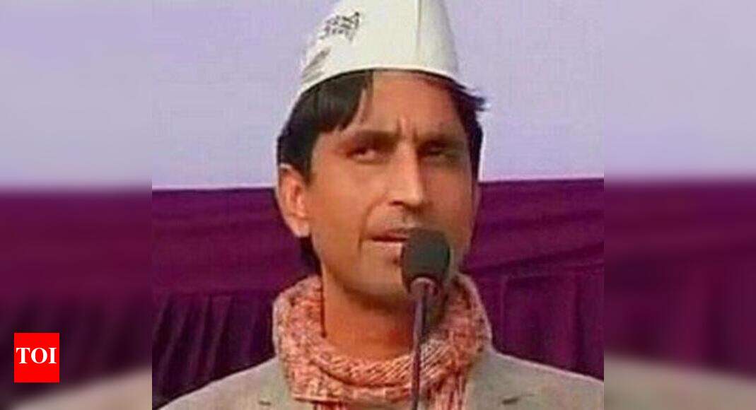 kumar vishwas - Times of India
